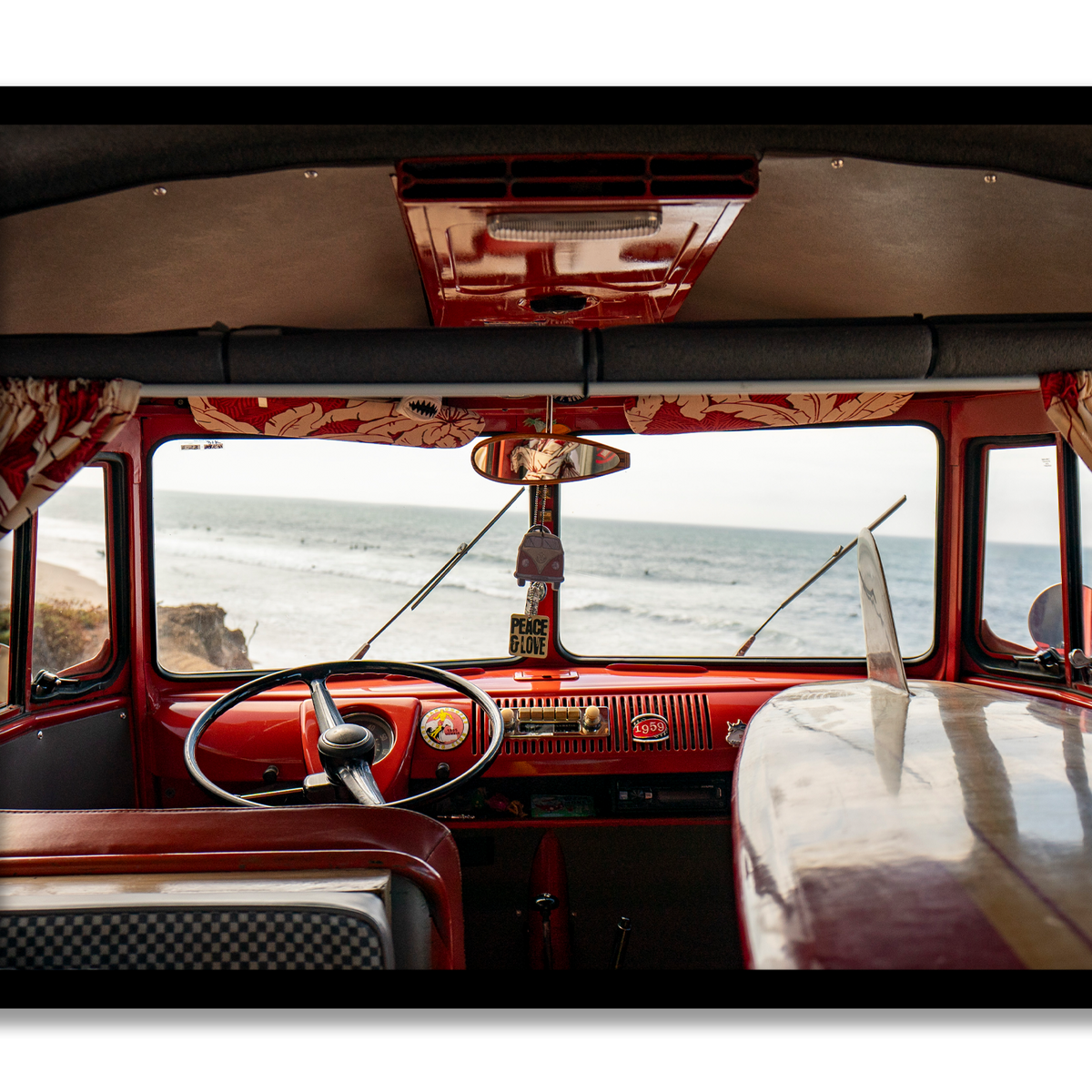 Surf Bus View – Johnny Vacay